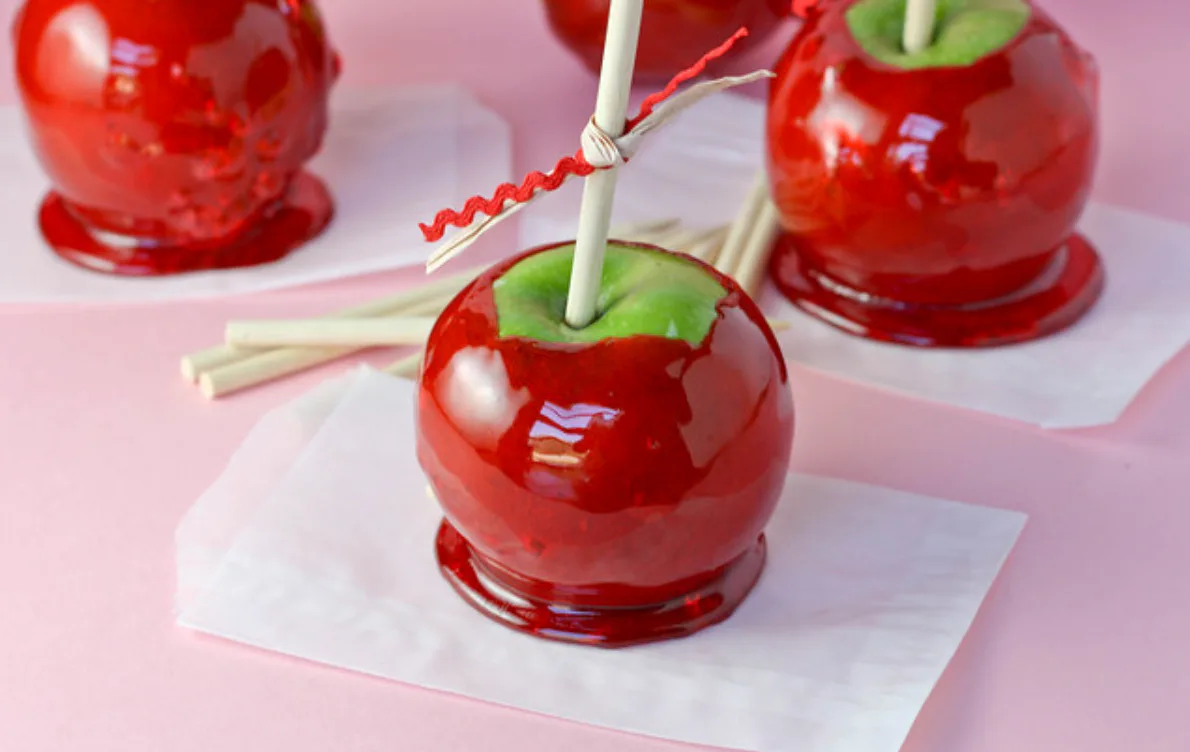 20 Halloween Treats For The Classroom To Impress All The Little Ghouls
