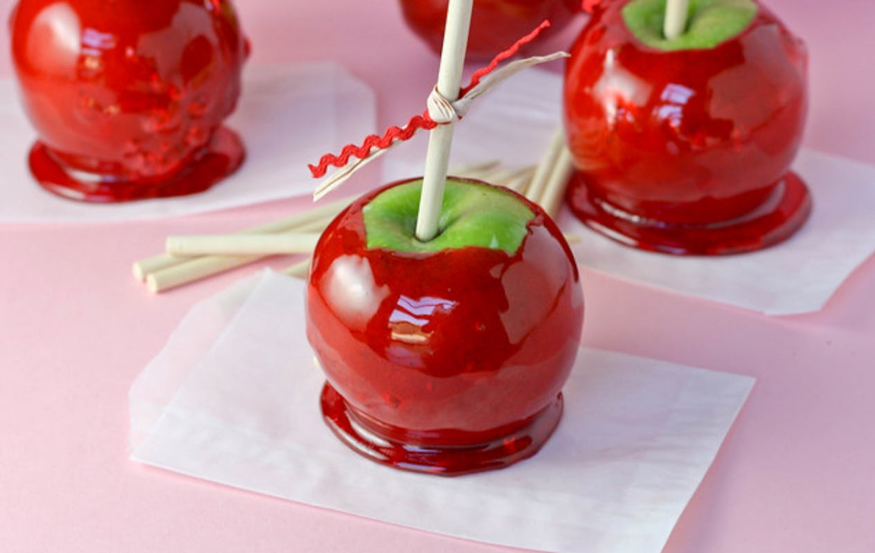 20 Halloween Treats For The Classroom To Impress All The Little Ghouls