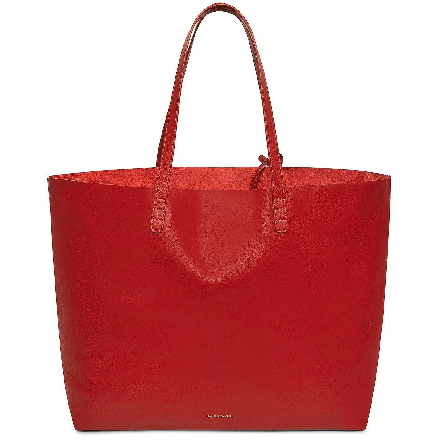 The Big, Oversized Handbag Trend Is Taking Over Instagram