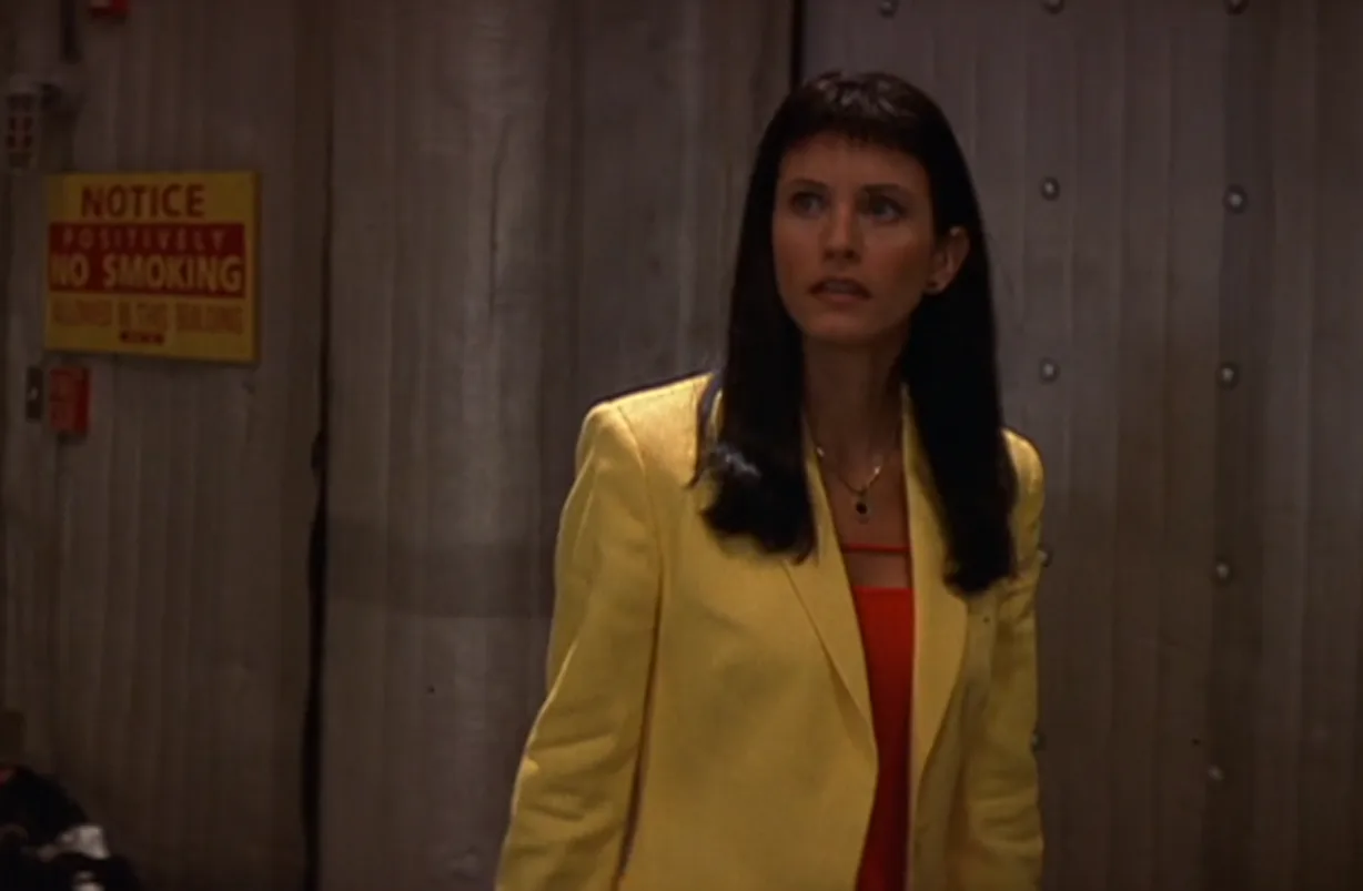 Courteney Cox's Halloween 'Scream' Tribute Is An Ode To Gale's Bangs ...