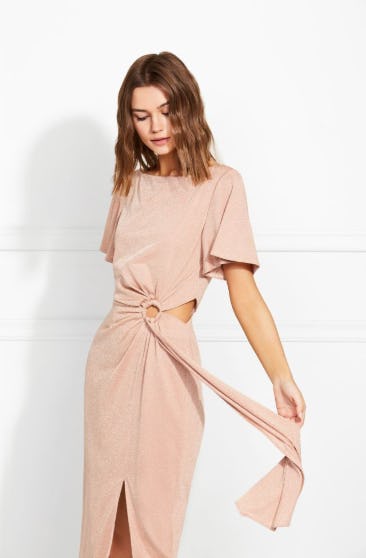 Minimalist Cutouts Are Everywhere For Spring — Here's How To Get Ahead ...