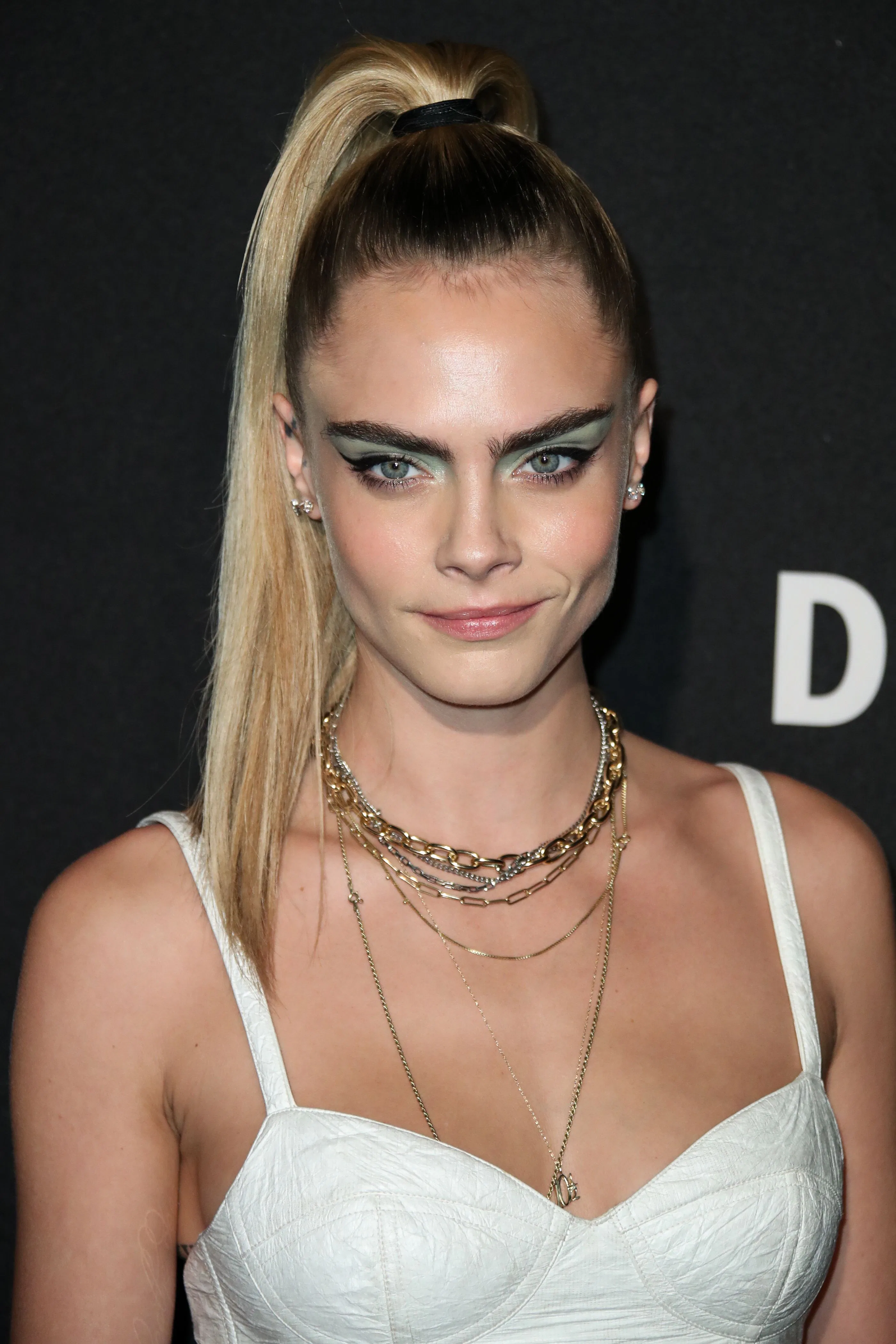 4 Fall 2019 Eyeshadow Trends Your Favorite Celebs Are Loving