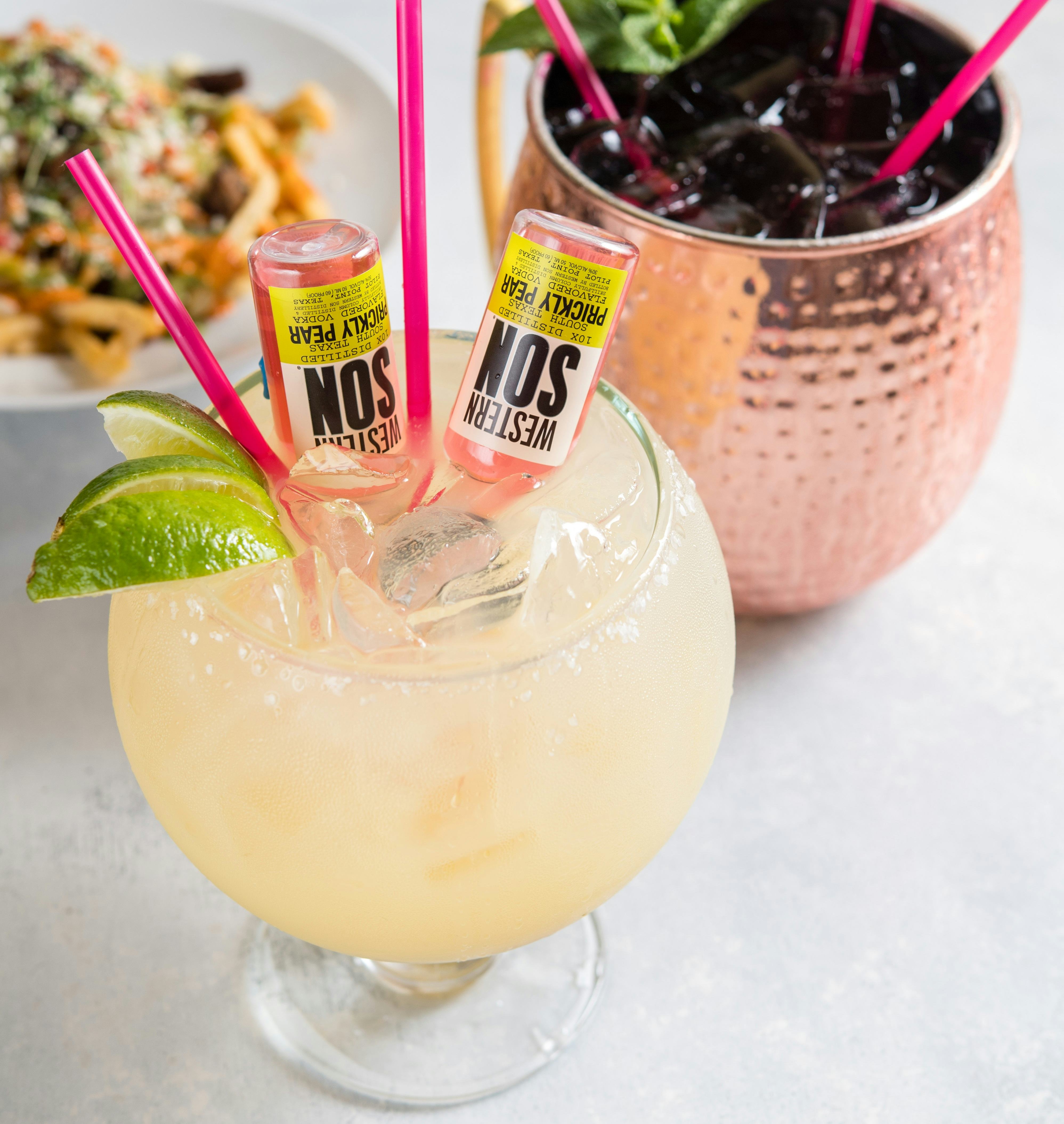 9 Instagrammable Disney Drinks That Are Basically Magic In A Cup