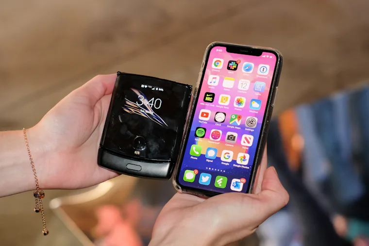 The new Motorola razr is an outrageous revival of an iconic flip phone