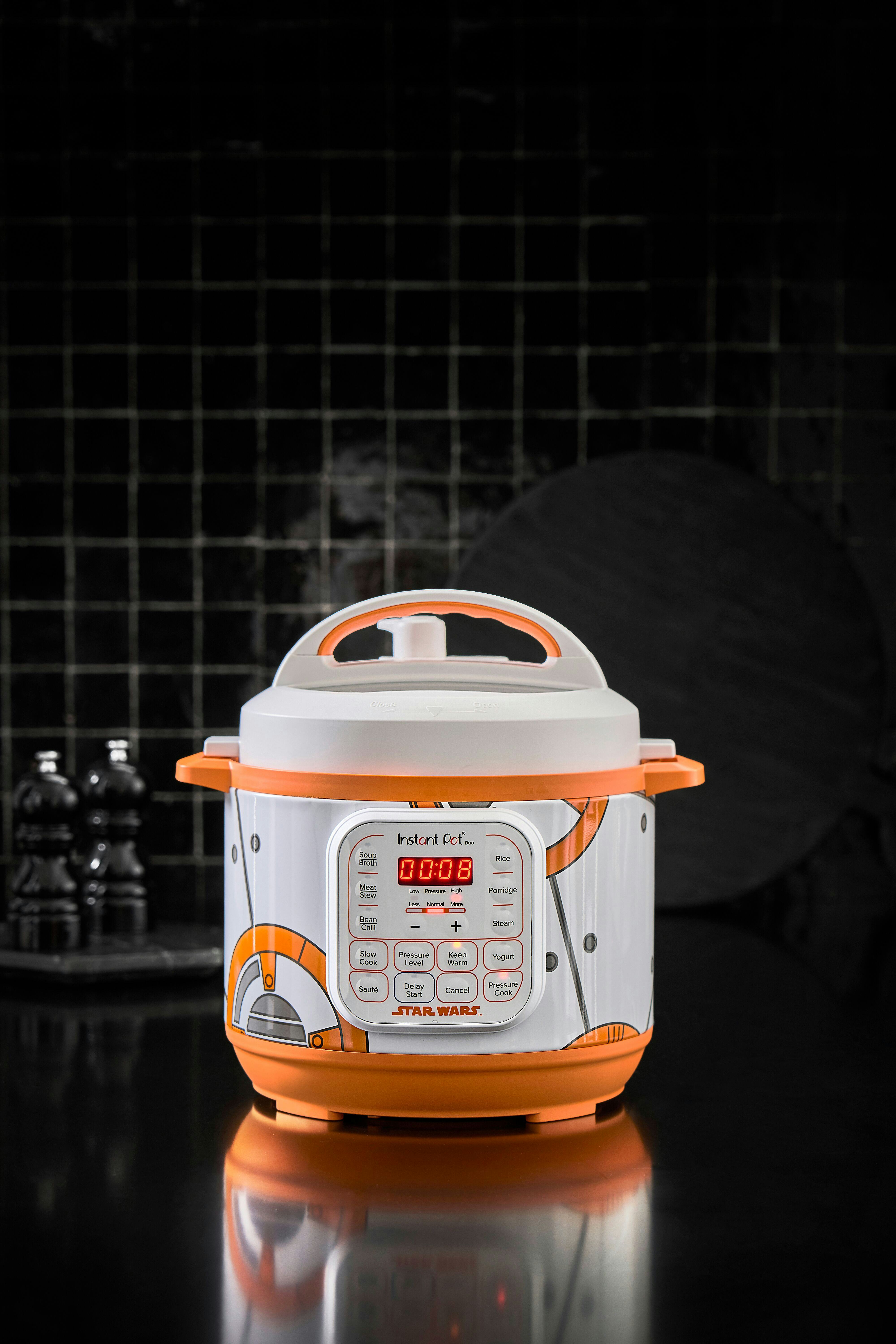 'Star Wars' Instant Pots Look Like R2-D2, Darth Vader, & More Iconic ...