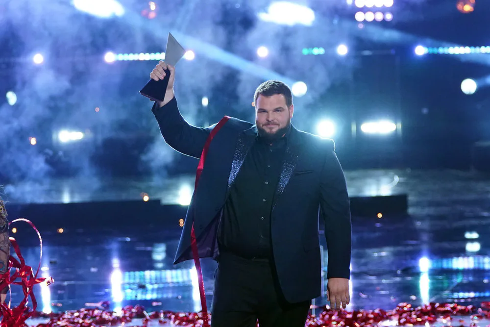 'The Voice' Season 17 Winner Jake Hoot Plans To Spend Time With His ...
