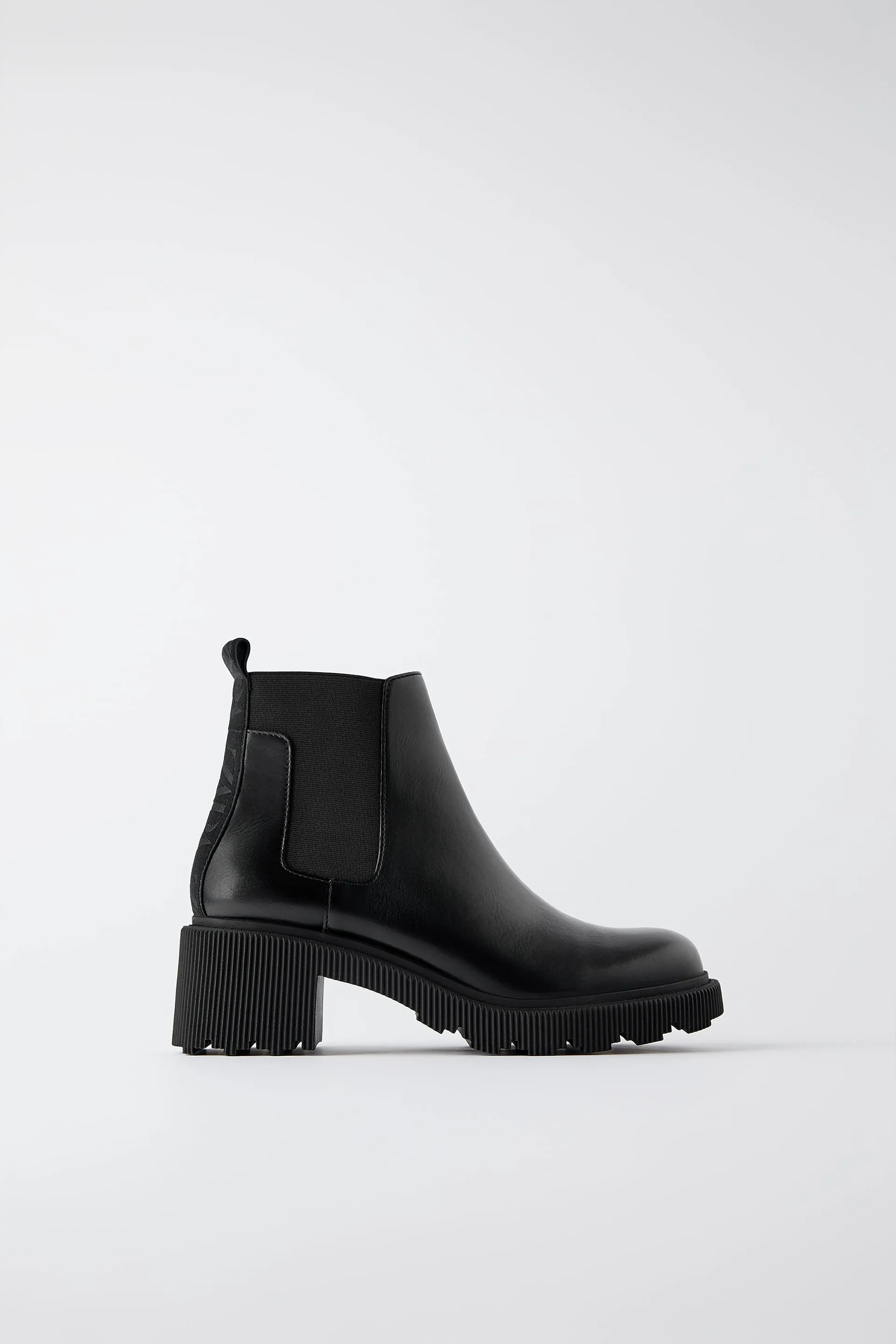 The Zara Sale Is A Perfect Opportunity To Round Out Your Closet Before ...
