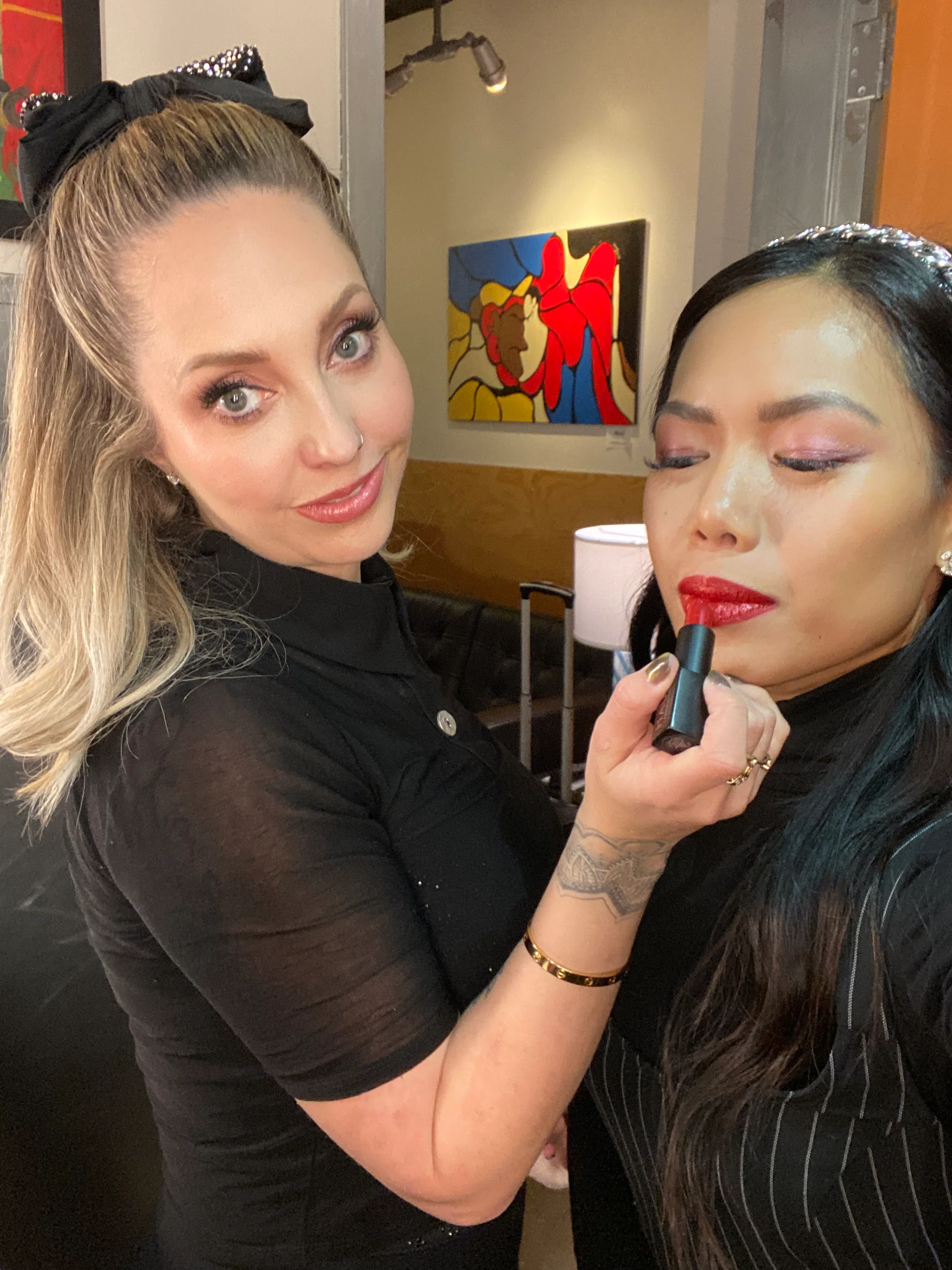 How Lady Gaga Gets Glam For The Holidays, According To Her Makeup ...