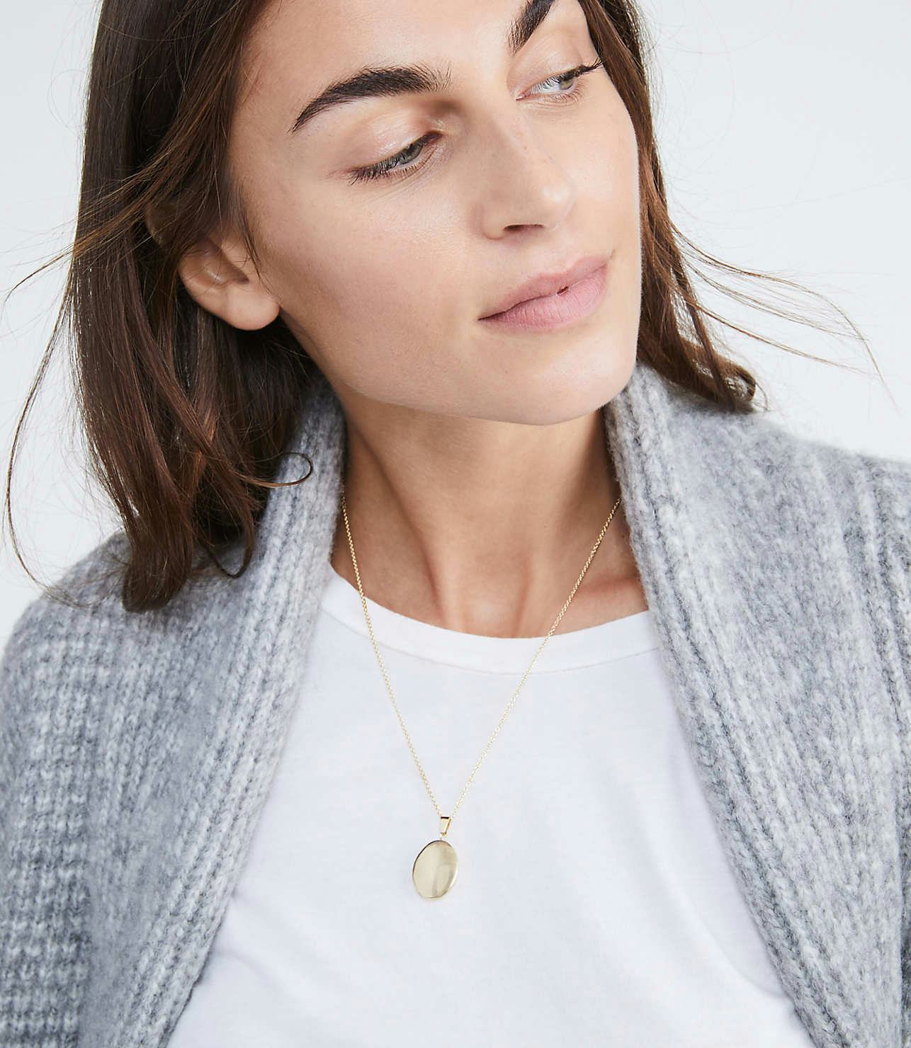 Make A Locket Necklace Your New Jewelry Staple