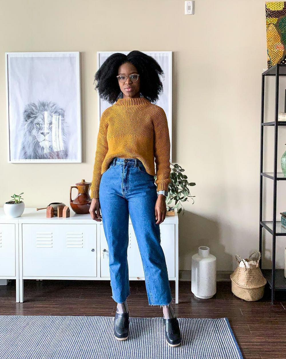 How To Wear Clogs, Spring 2019's Sleeper Footwear Trend