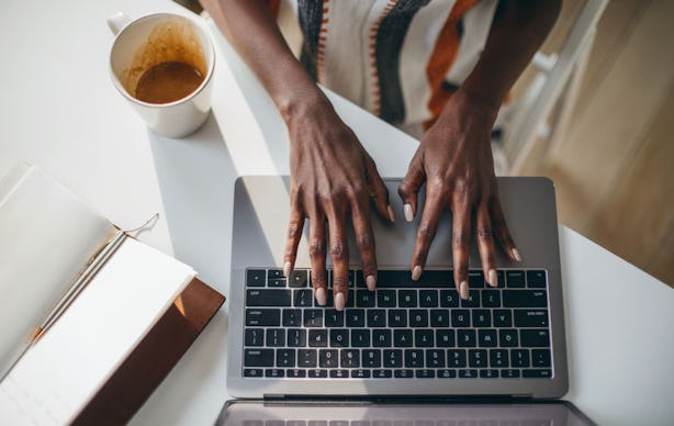 How To Use CC On Email, Because This Digital Etiquette Expert Is Here ...