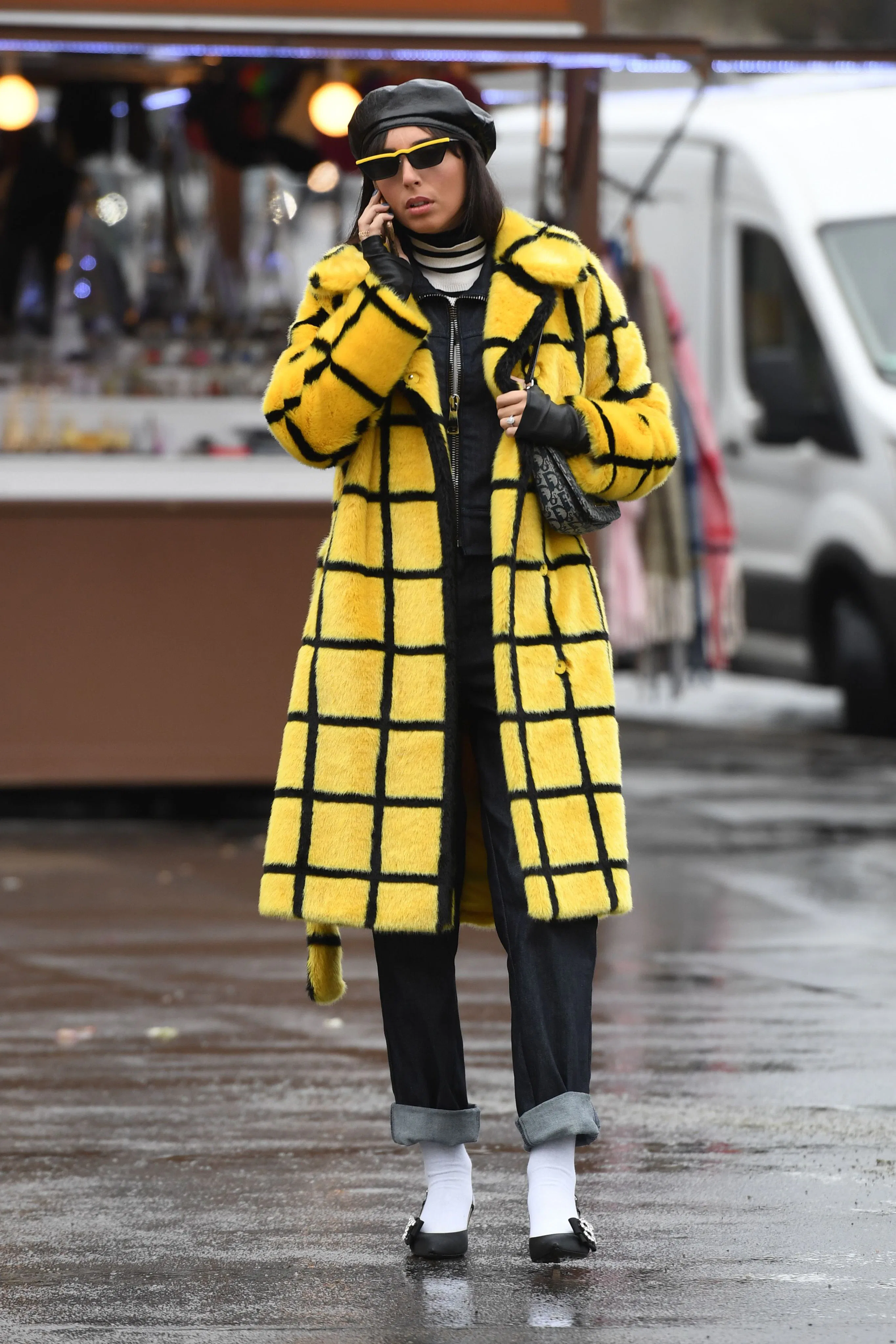 How To Style A Statement Coat: 16 Cool Outfit Ideas That Aren't ...
