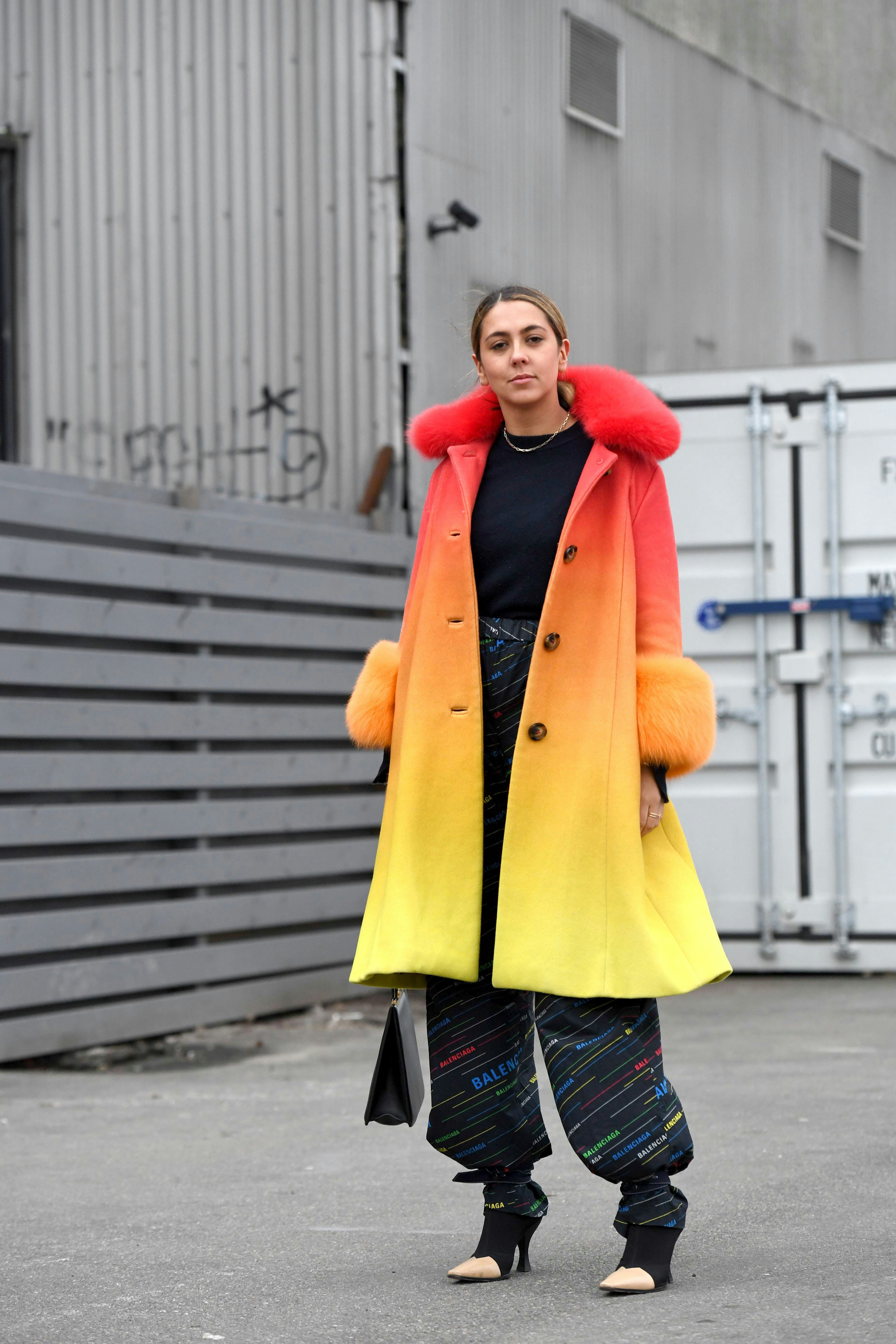 How To Style A Statement Coat: 16 Cool Outfit Ideas That Aren't ...