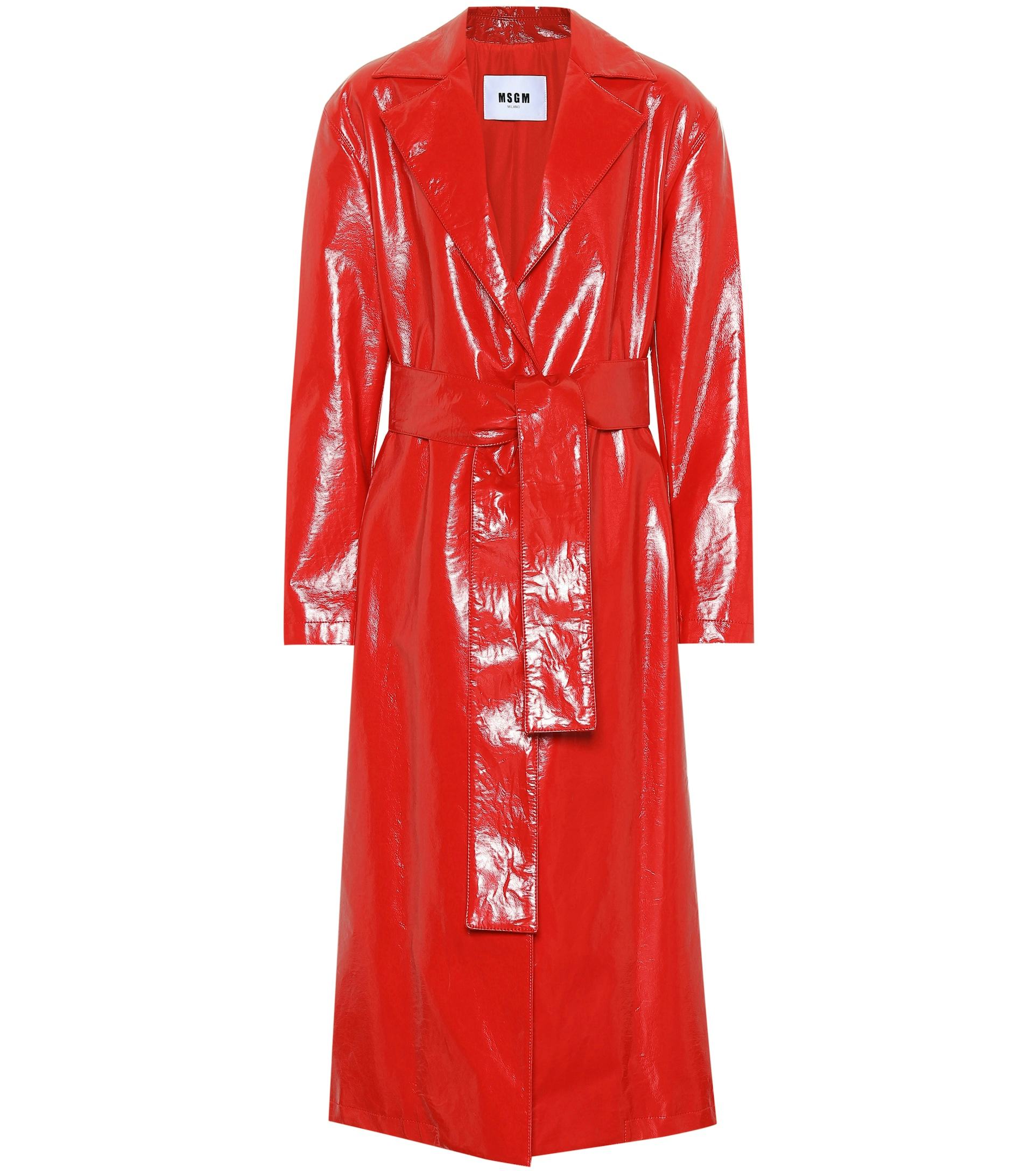 How To Style A Statement Coat: 16 Cool Outfit Ideas That Aren't ...