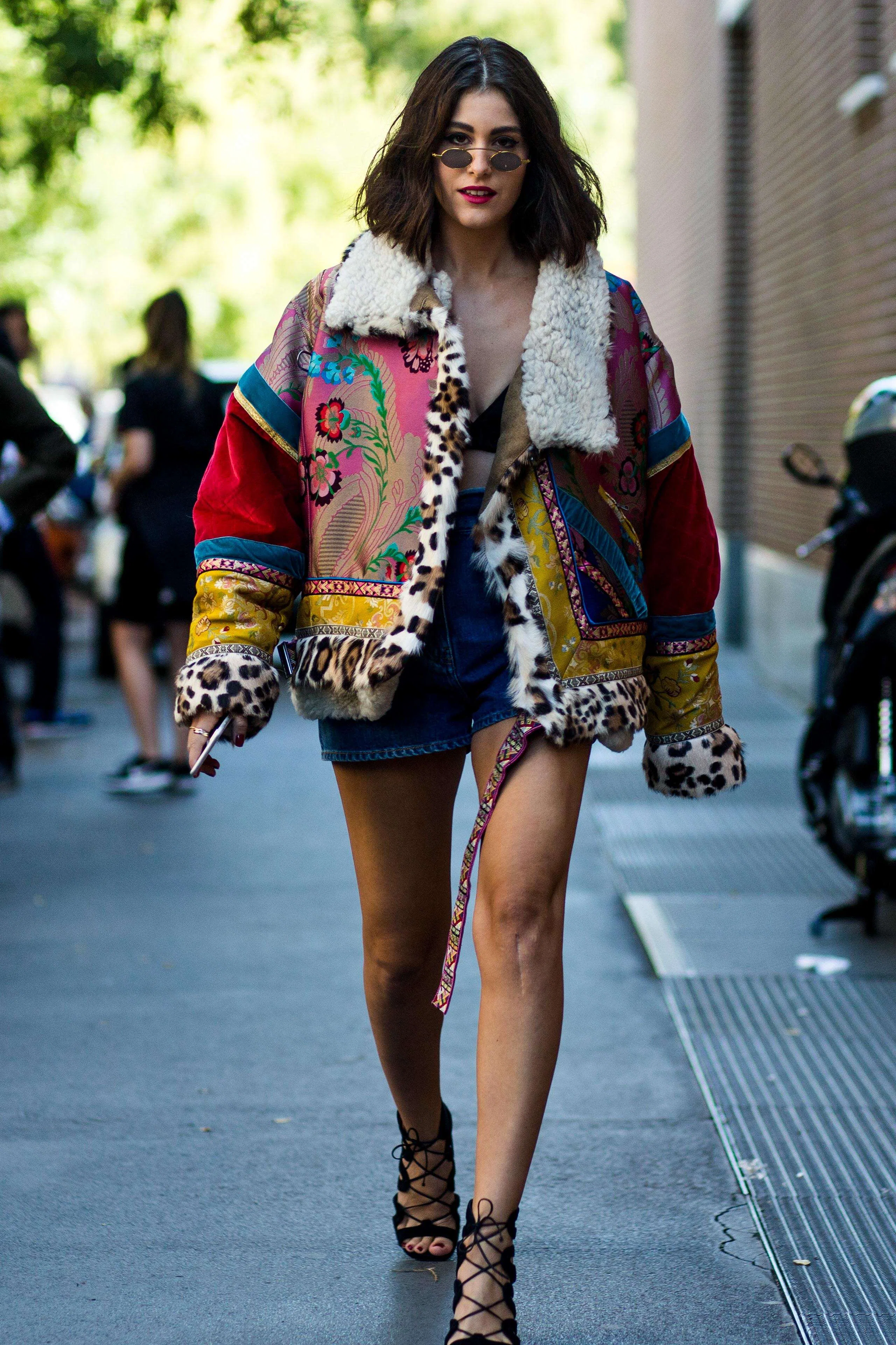 How To Style A Statement Coat: 16 Cool Outfit Ideas That Aren't ...