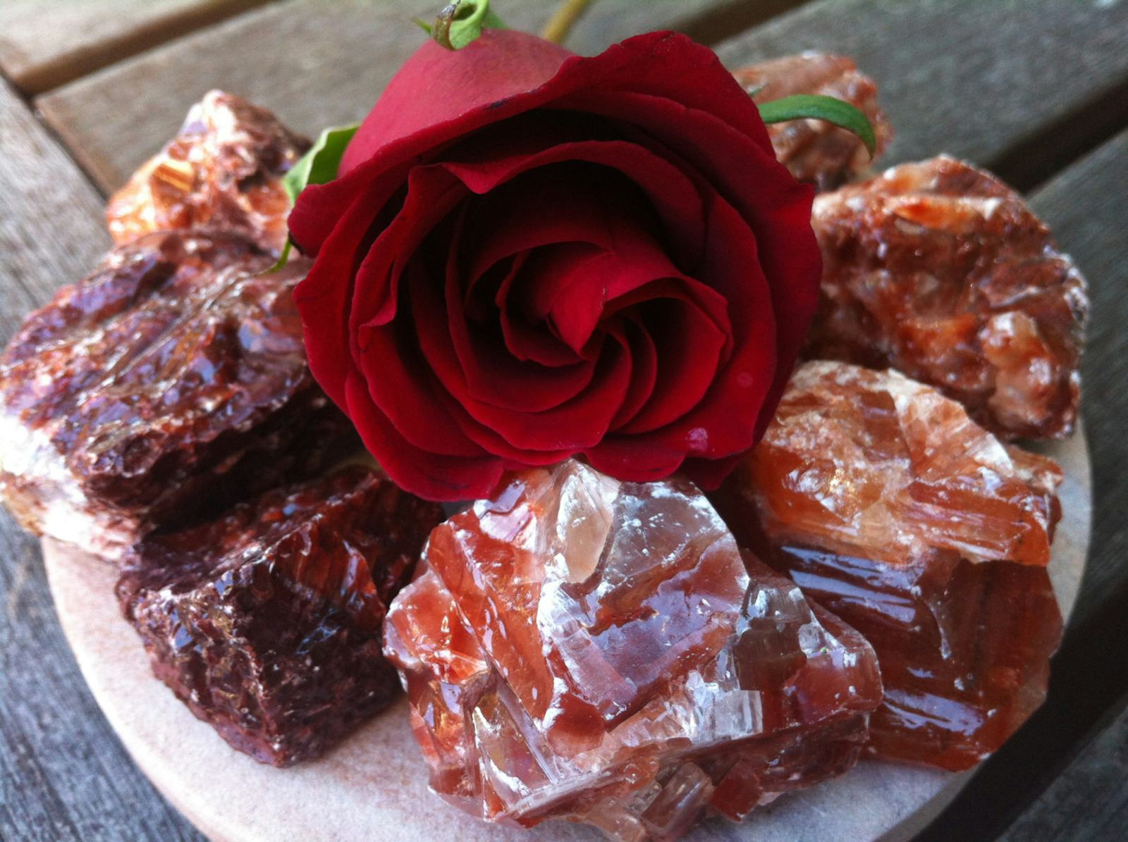 5 Crystals For The April 2019 New Moon To Help You Manifest Some Fresh ...