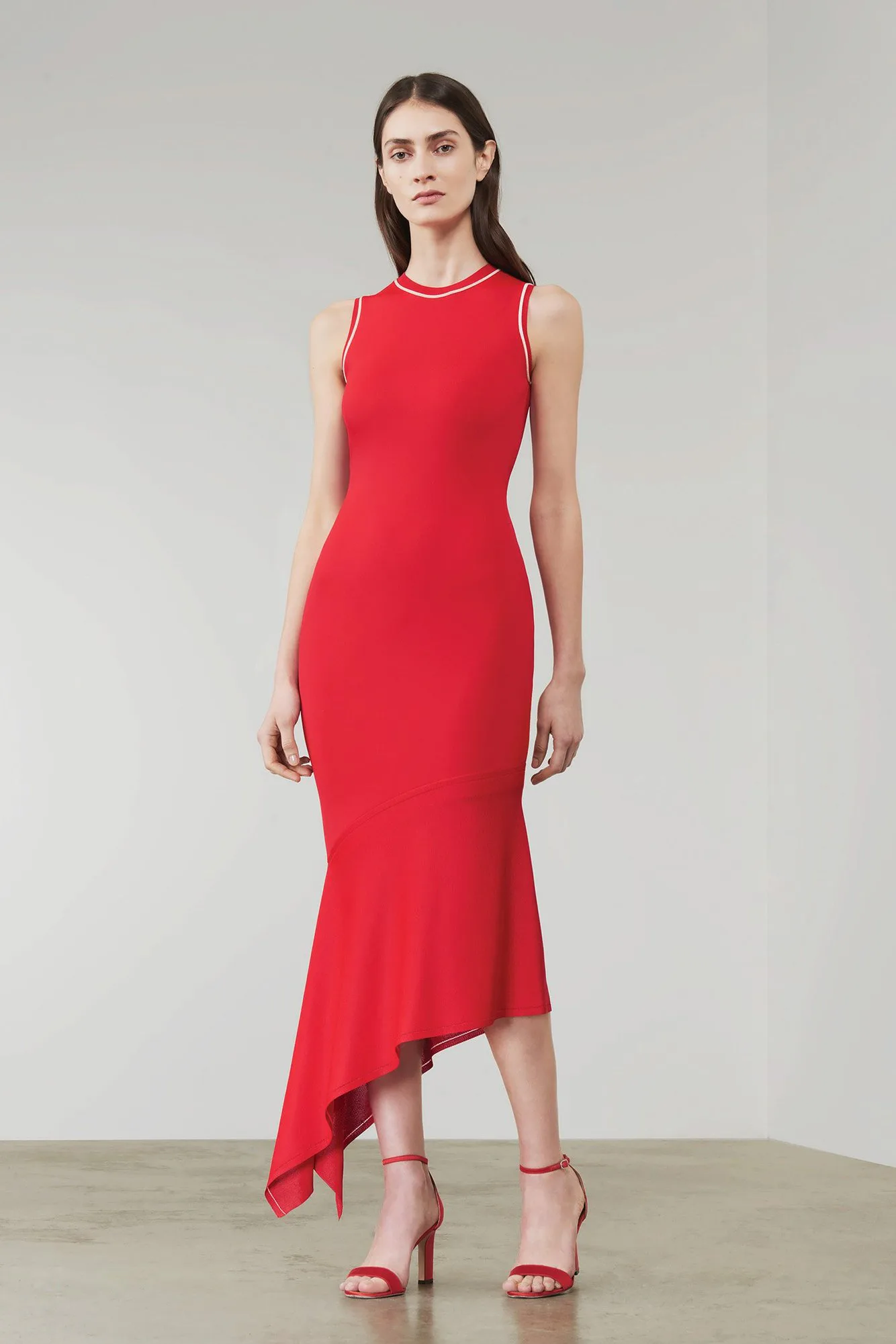 Victoria Beckham's 10th Anniversary Capsule Collection Features The ...