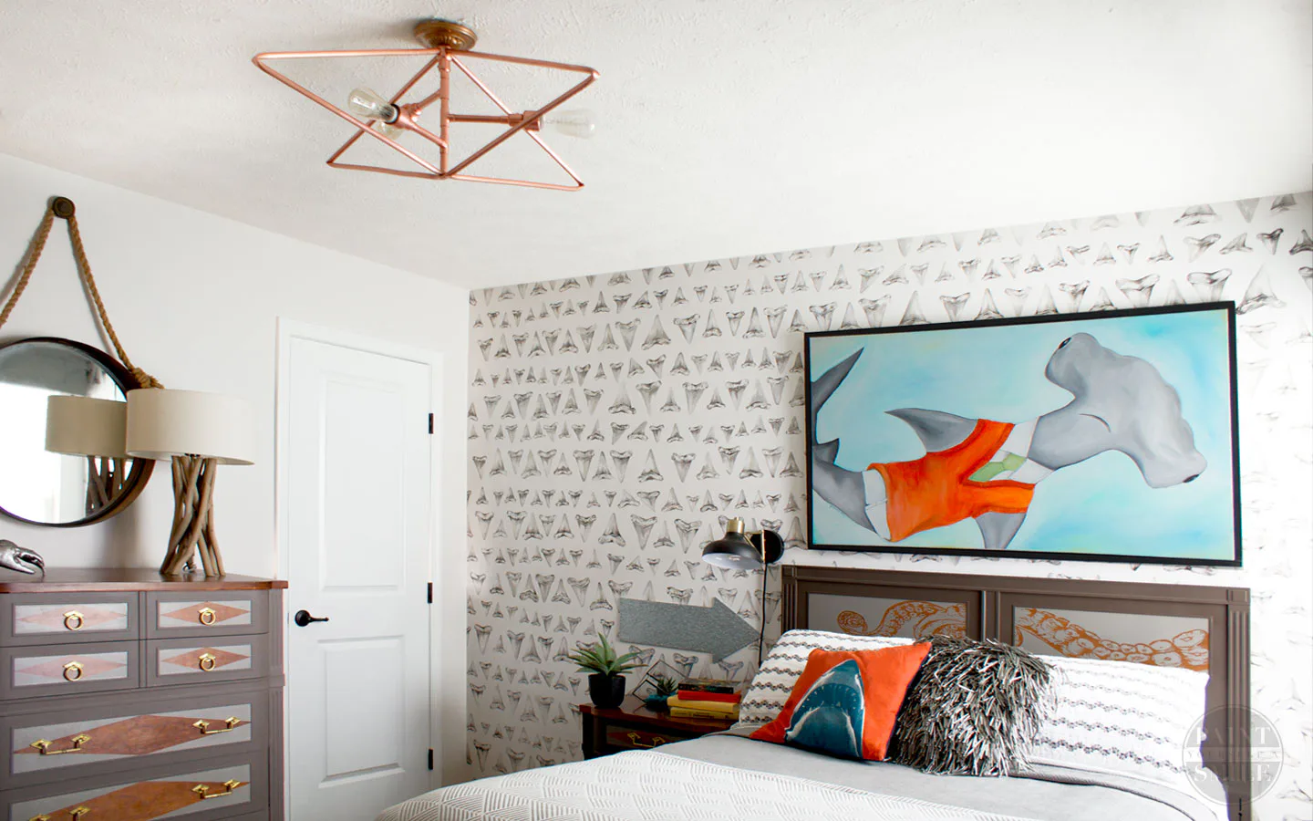 20 Shark-Themed Nursery & Kid's Room Ideas That'll Make A Splash