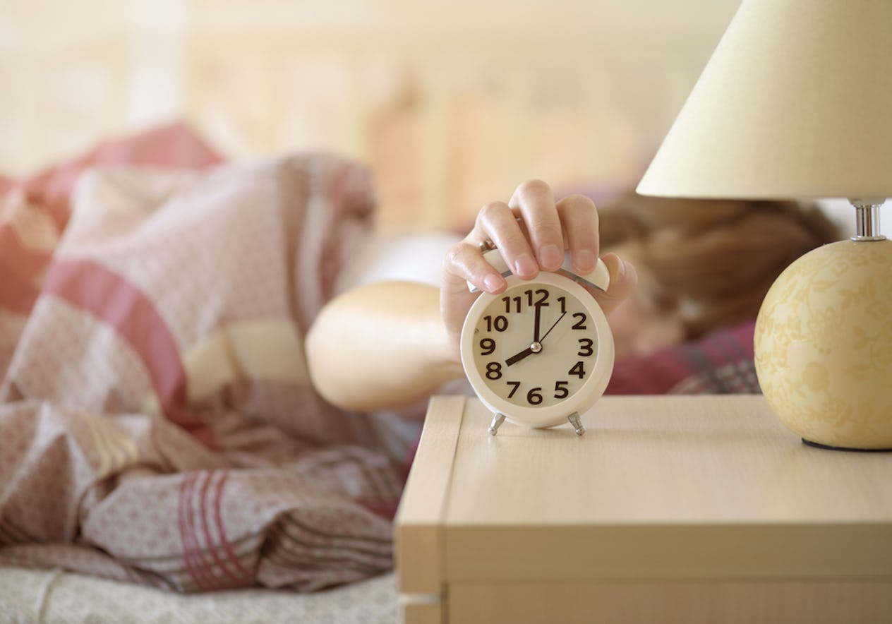 14 Hacks For Waking Up If You Have To Be At Work Before 7 a.m.