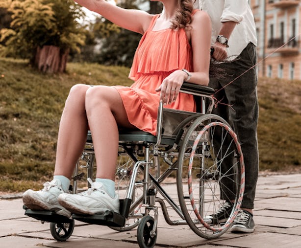 I Use A Wheelchair & Dating Involves Way More Planning Than It Should