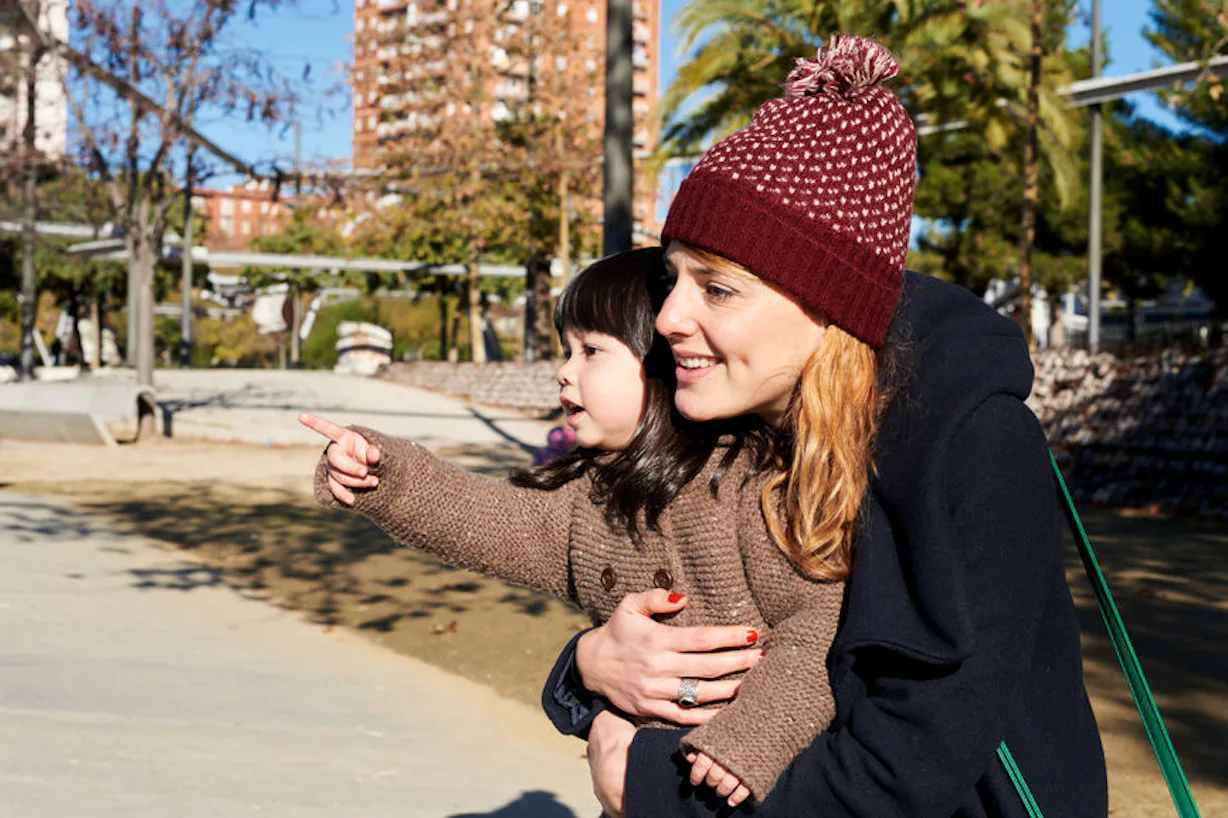 12 Things The Best Aunts Do That Prove They're The Coolest Family Member