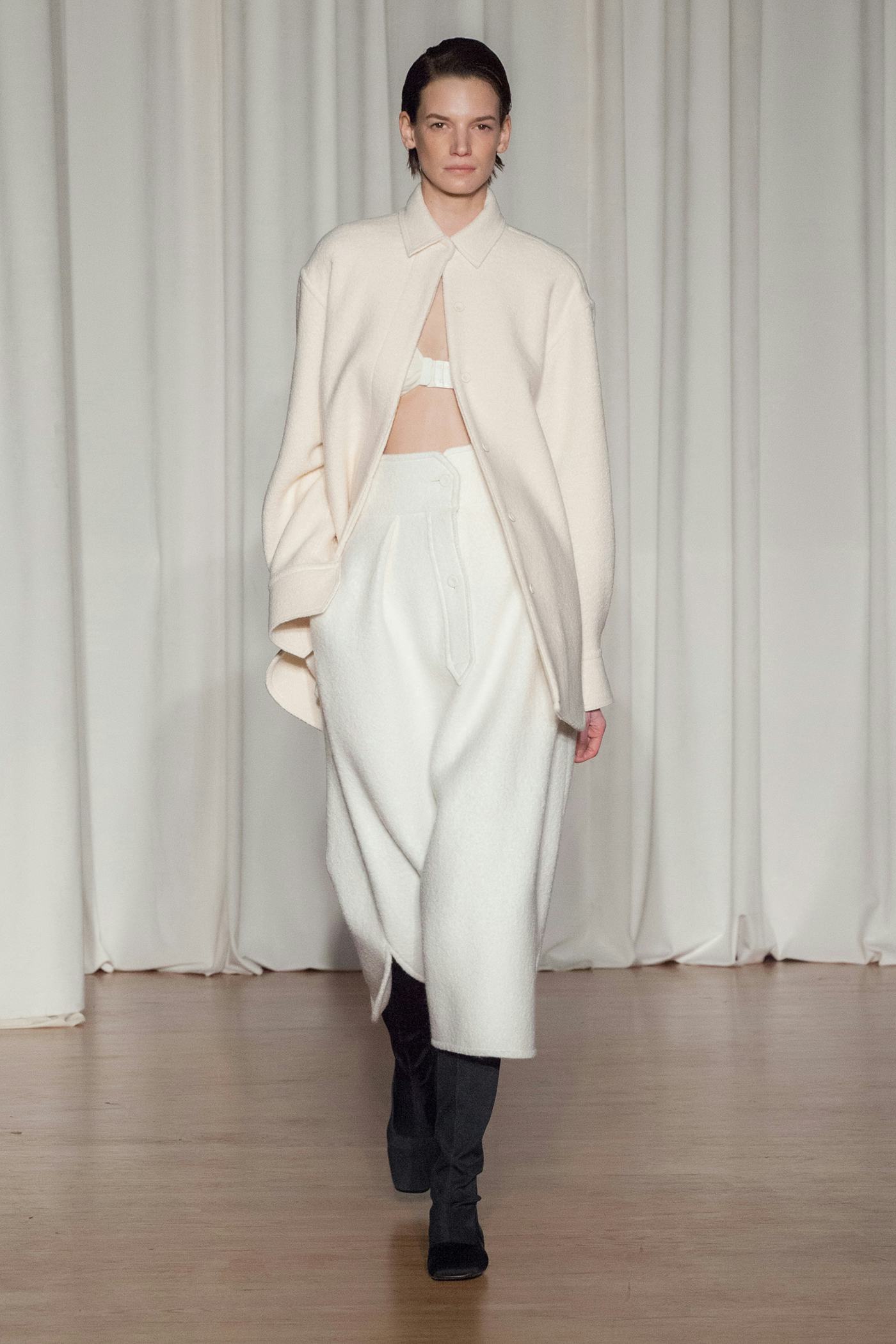 Why An All Neutral Wardrobe Is The Coolest Way To Dress Right Now