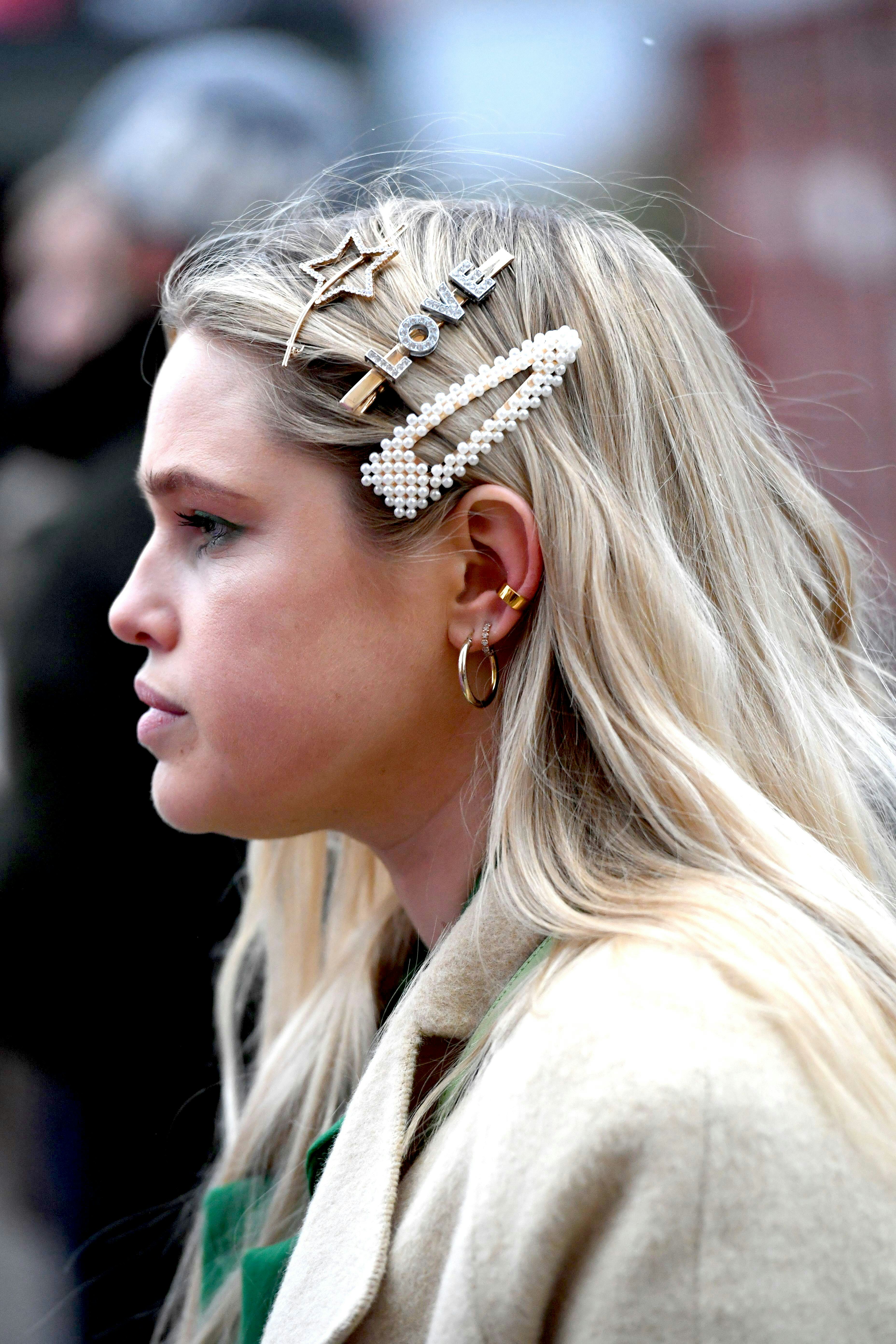The Hair Clip Street Style Trend Was Everywhere During Fashion Month ...