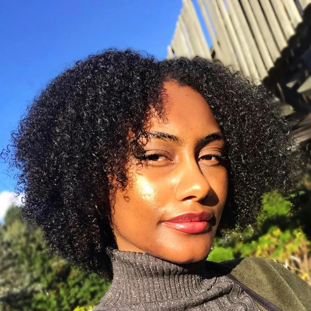What Glossier Cloud Paint In Dusk Looks Like On 10 Women With Very ...