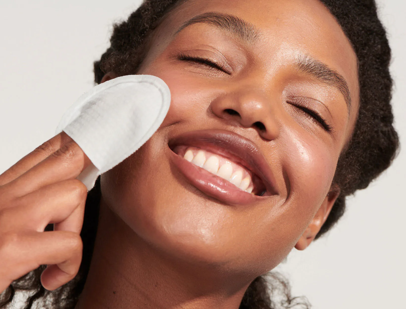 Goop's GOOPGLOW Glycolic Acid Peel Has 3 Times The Standard Amount Of ...