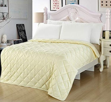 The 4 Best Cheap Comforters