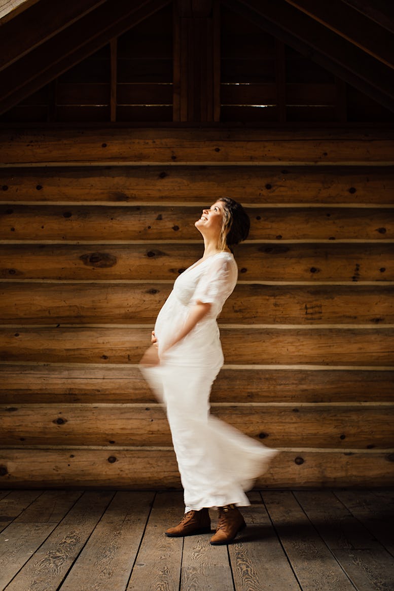 20 Photos Of Pregnant Brides That Prove Baby Bumps Are A Beautiful New ...