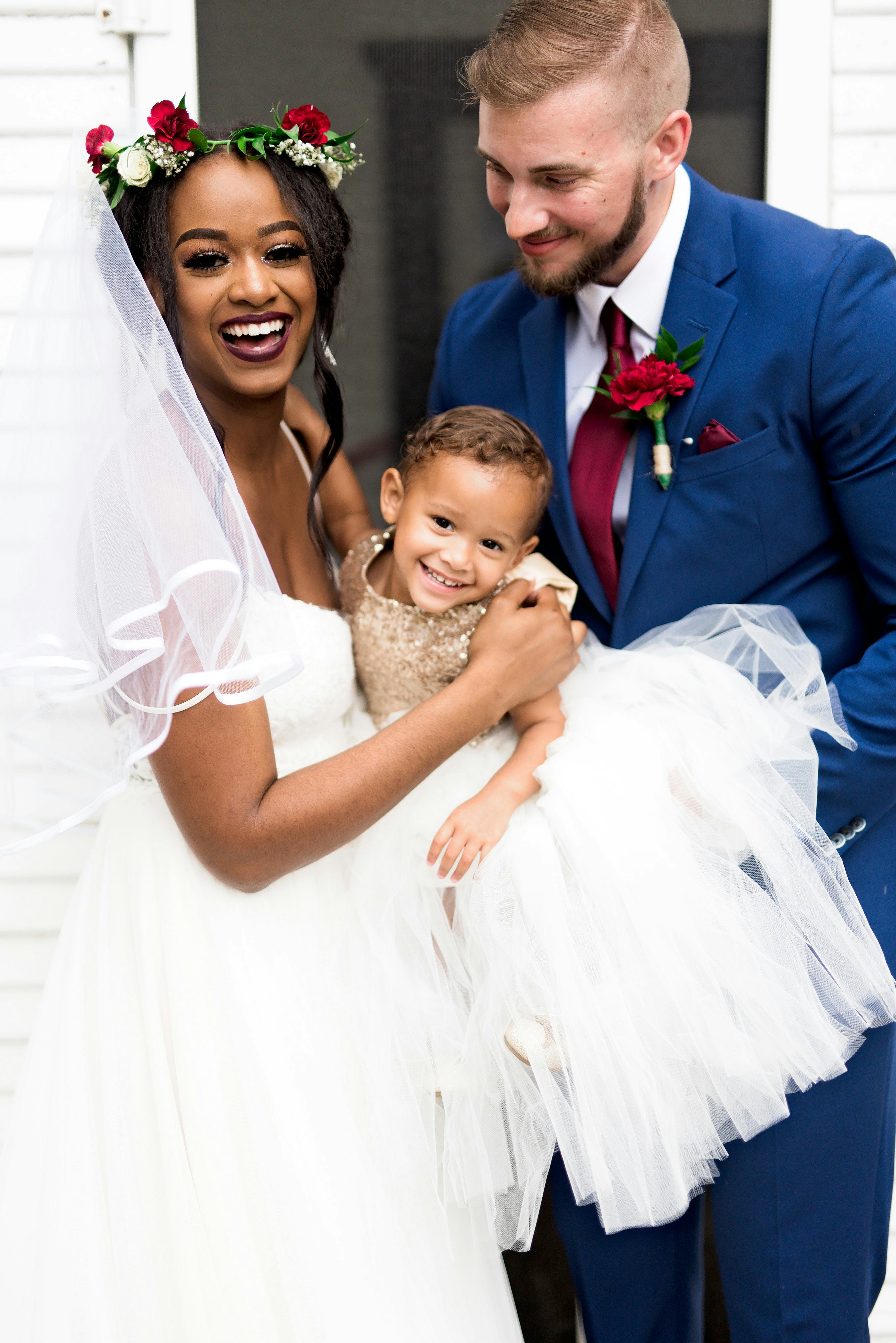 24 Stunning Photos Of Brides & Their Kids That Redefine What Wedded ...
