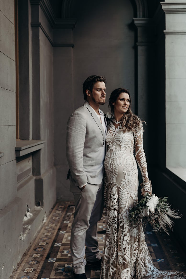 20 Photos Of Pregnant Brides That Prove Baby Bumps Are A Beautiful New ...