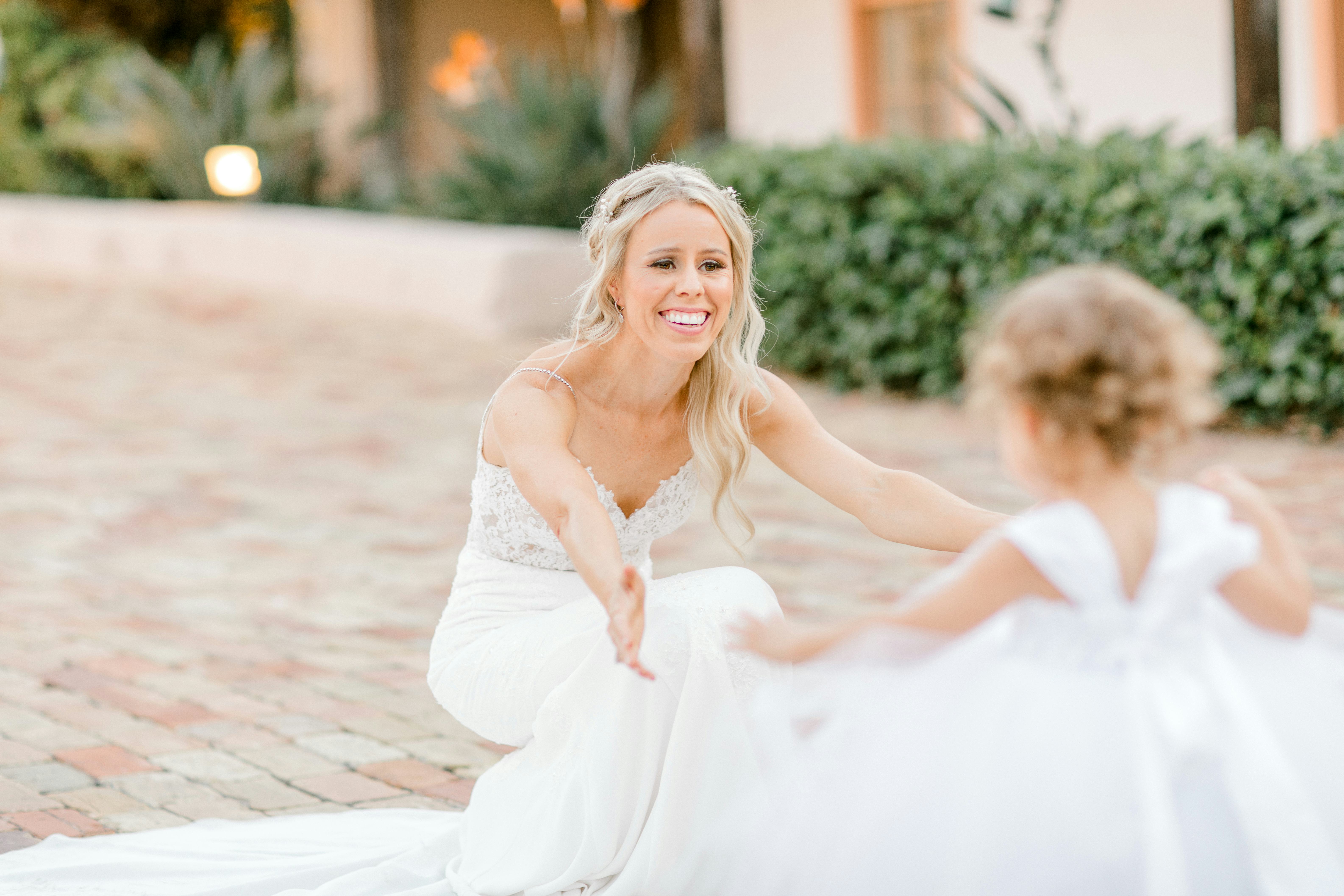 24 Stunning Photos Of Brides & Their Kids That Redefine What Wedded ...
