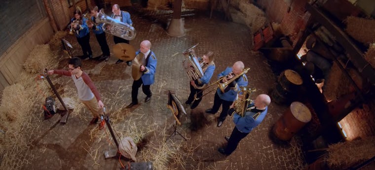 9 'Flinch' Challenges That Will Make You Question Your Faith In Humanity