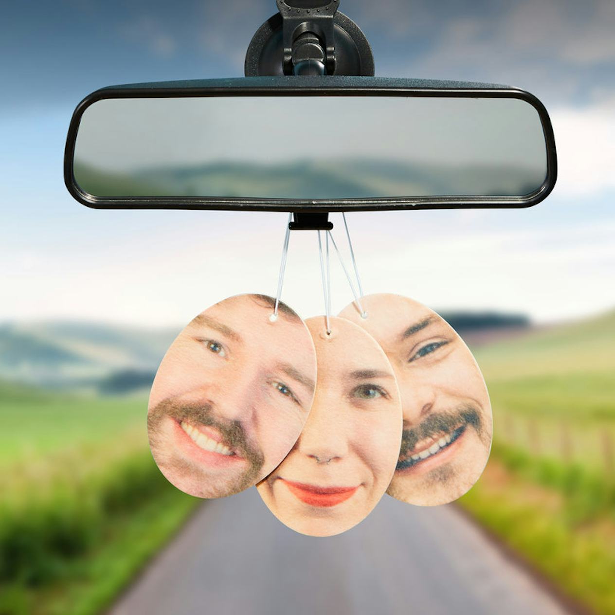 7 Personalised Items Featuring Your BFF's Face, Because It's The ...