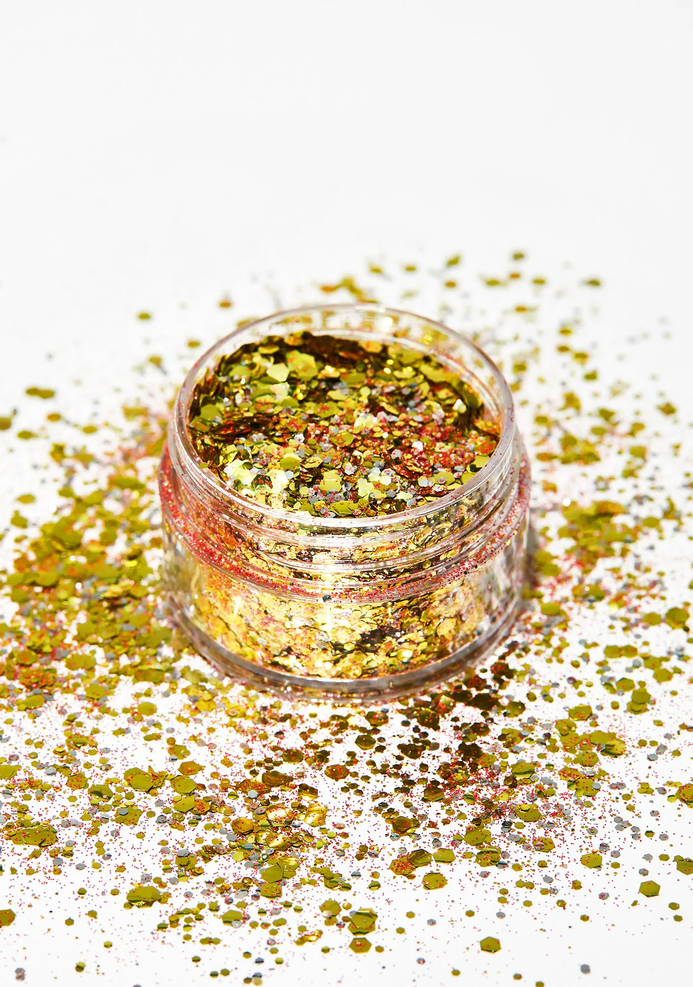 9 Glitter Beauty Products That Are Good For Festival Season — & The ...