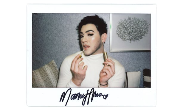 YouTuber & Beauty Influencer Manny MUA Takes On The Bustle Booth