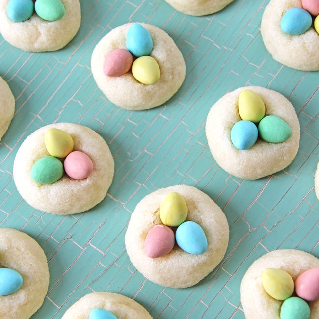 18 Kid-Approved Easter Snacks For School & Every Spring Gathering