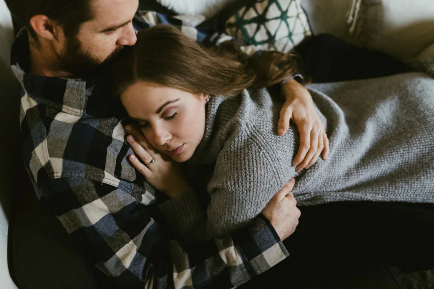 How To Support Your Partner When A Family Member Dies, According To Experts