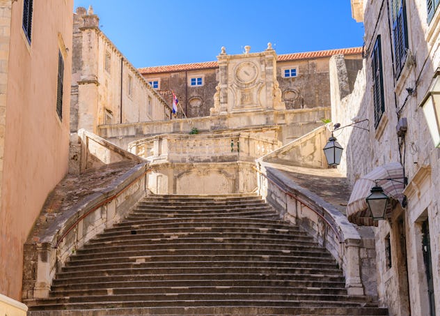 15 ‘Game of Thrones’ King’s Landing Filming Locations You Can Visit IRL