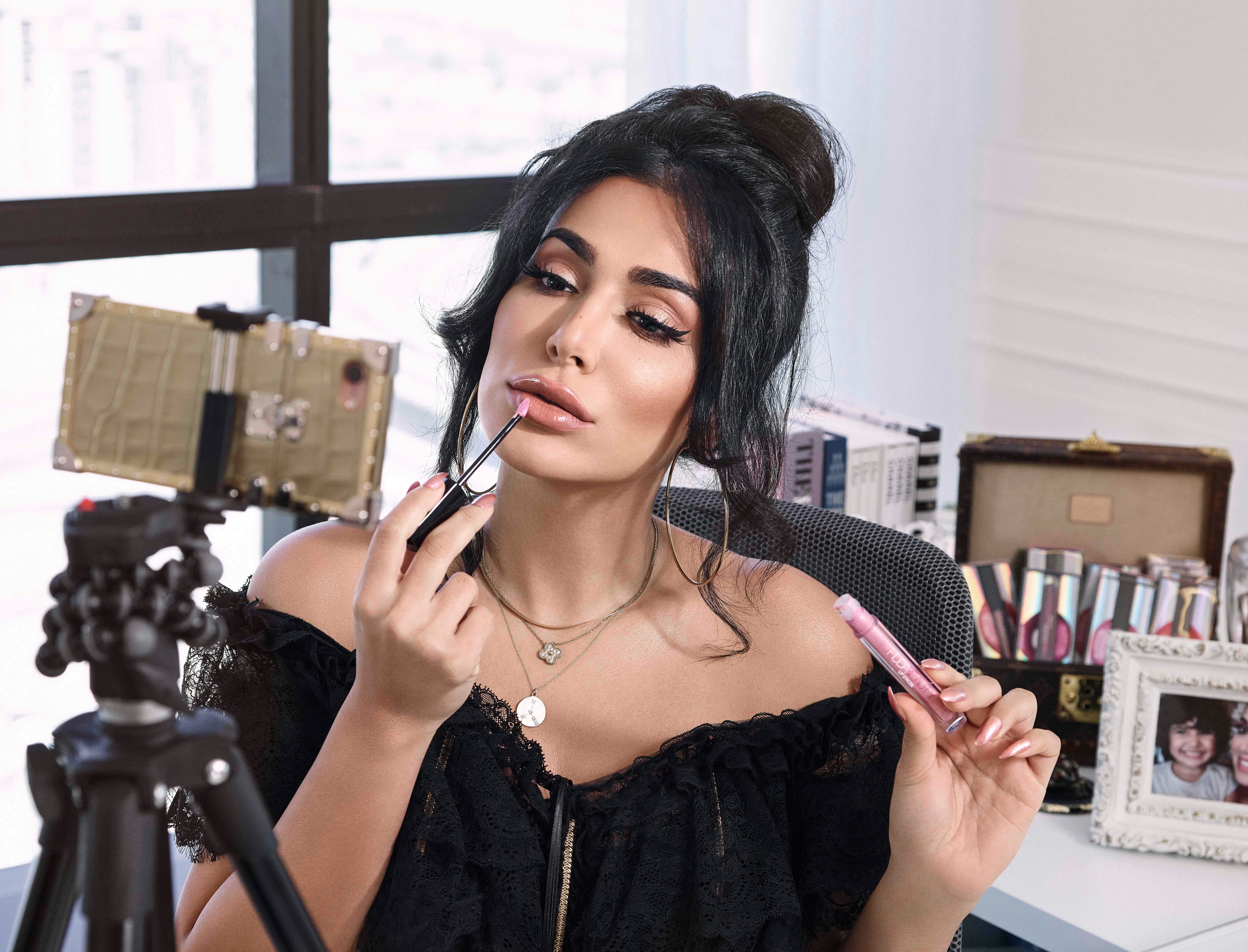 Huda Beauty Founder Huda Kattan Was A New Mom At 28 — And Started ...