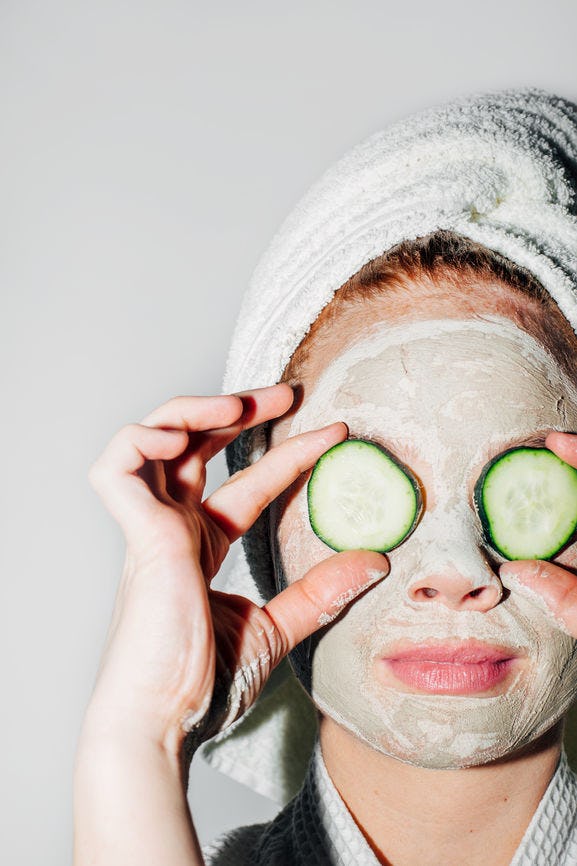 25 Captions For Summer Spa Days, Because You'll Be Relaxing All Season Long