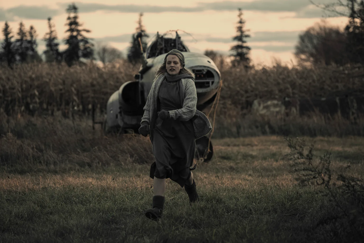 What Happened To June In 'The Handmaid's Tale' Season 2? Here's What To ...