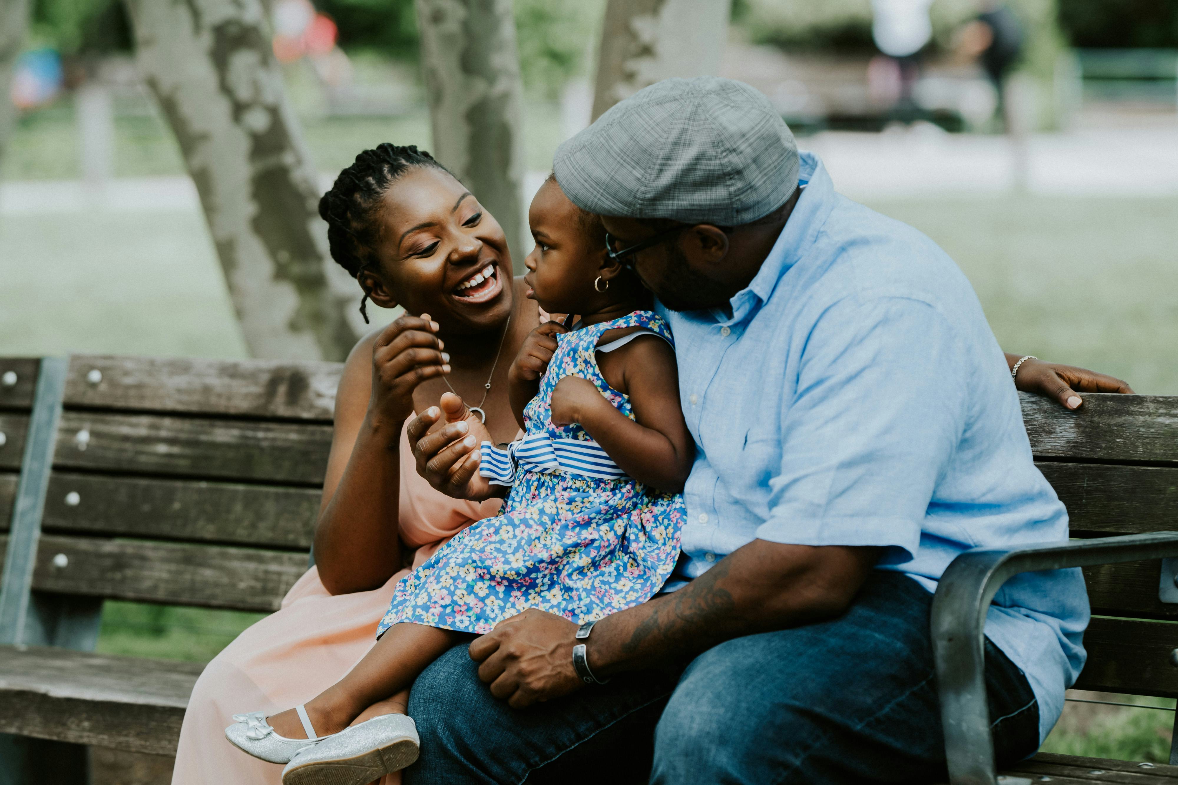 21 Engagement Photos With Kids, That Prove More Is More