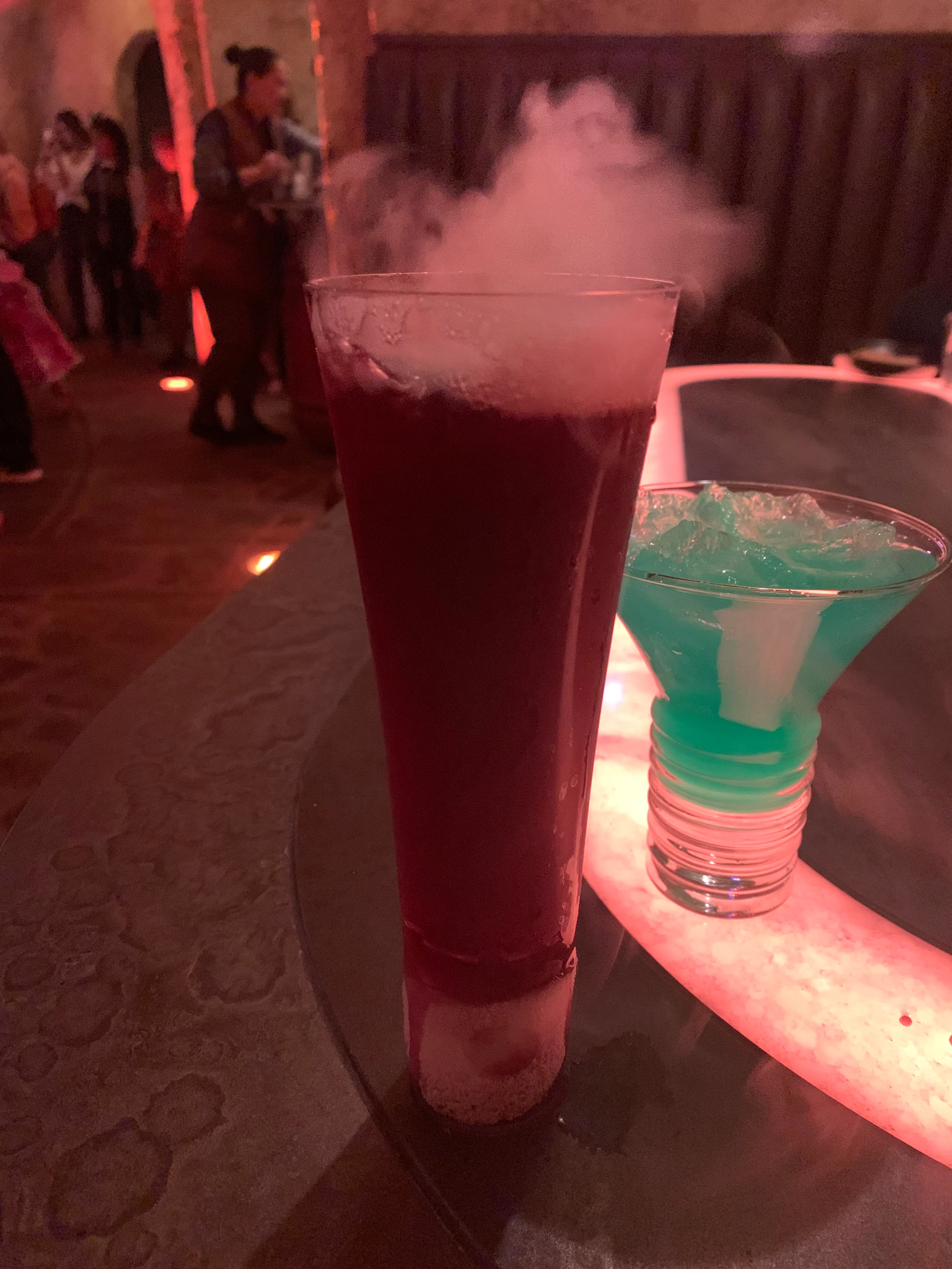 4 New Foods In Star Wars: Galaxy's Edge At Disneyland That Are Worth ...