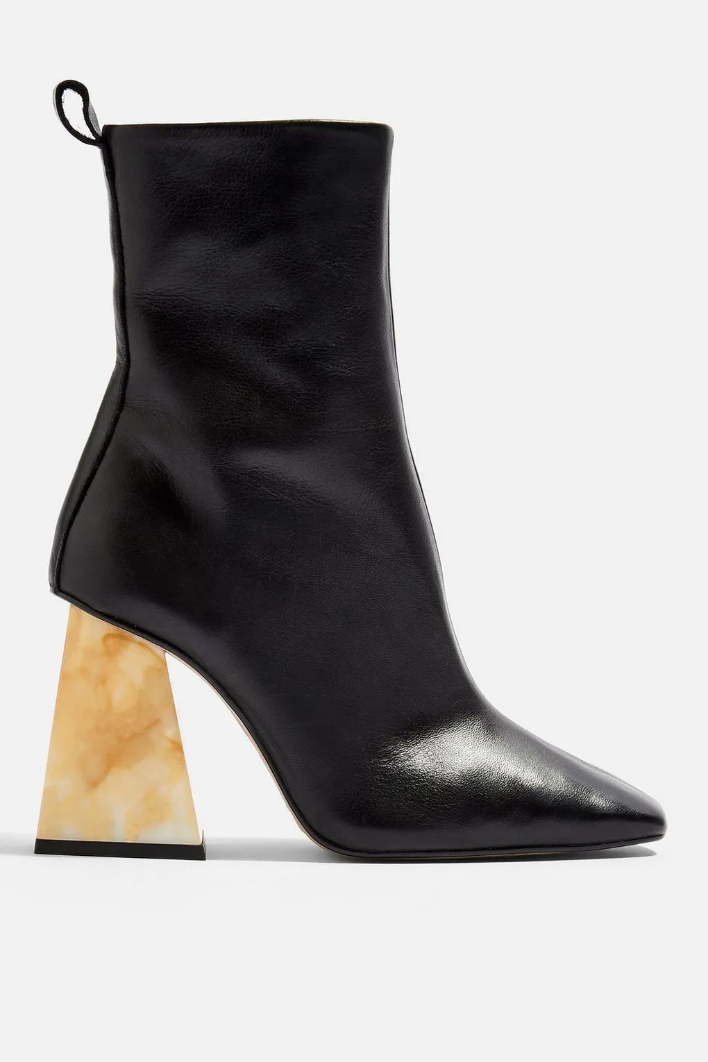 7 Summer-Friendly Boot Trends You Can Wear In Warm Weather