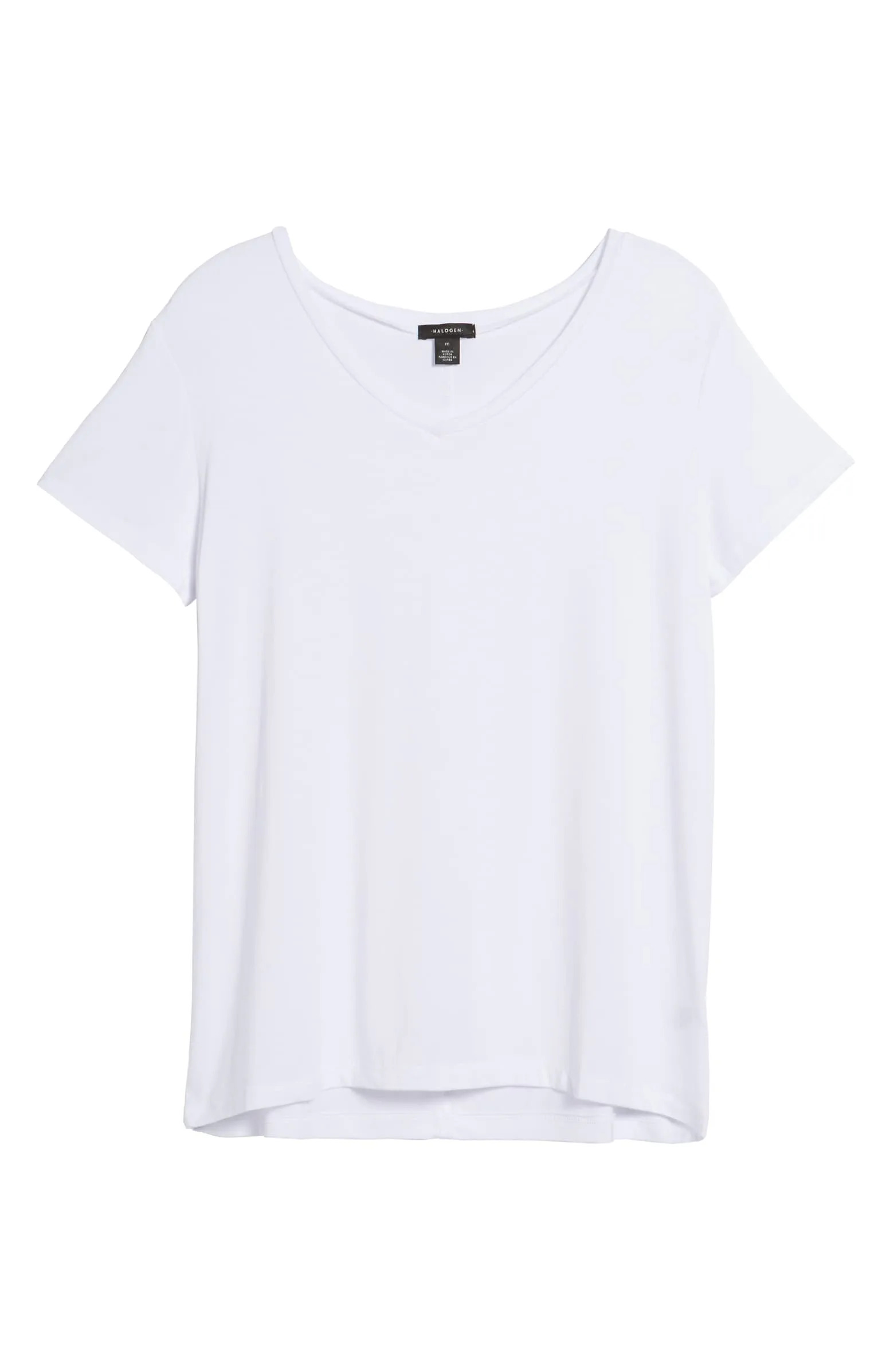 10 White T-Shirts For Women That Reviewers Can’t Stop Raving About