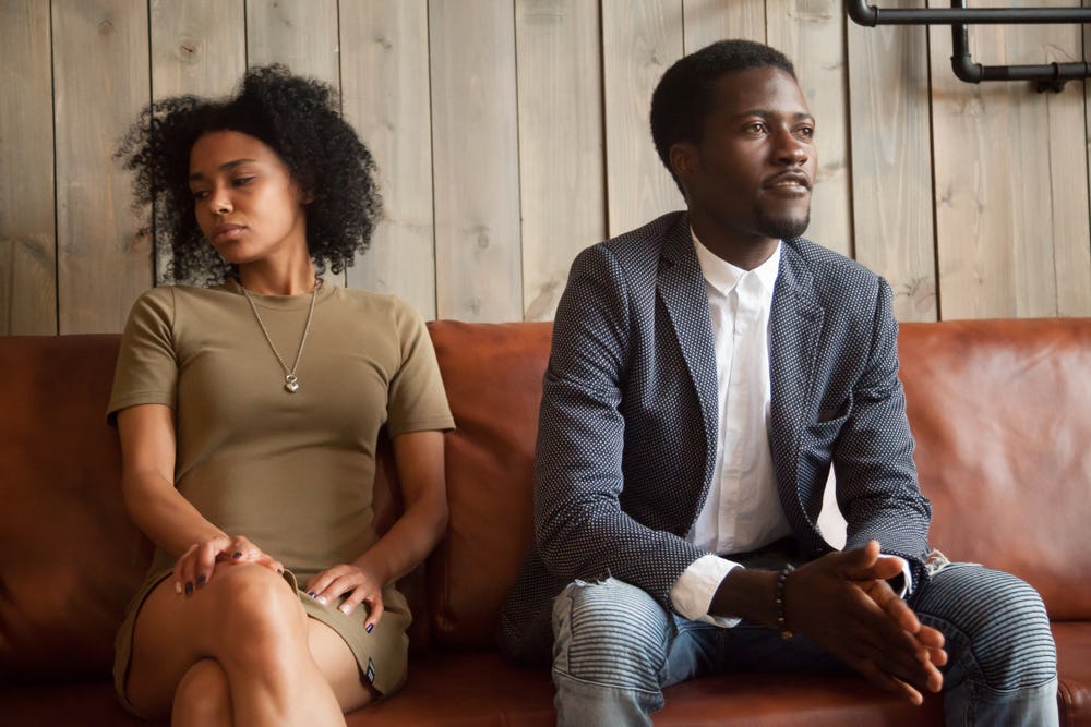 Experts Say These 7 Body Language Cues May Mean Your Partner's ...