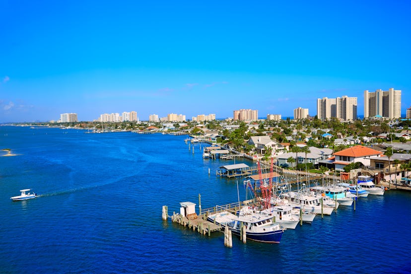 8 Cheap Spring Break Trips For Students On A Budget Who Want To Hit The Beach ASAP 8-cheap-spring-break-trips-for-students-on-a-budget-who-want-to-hit-the-beach-asap
